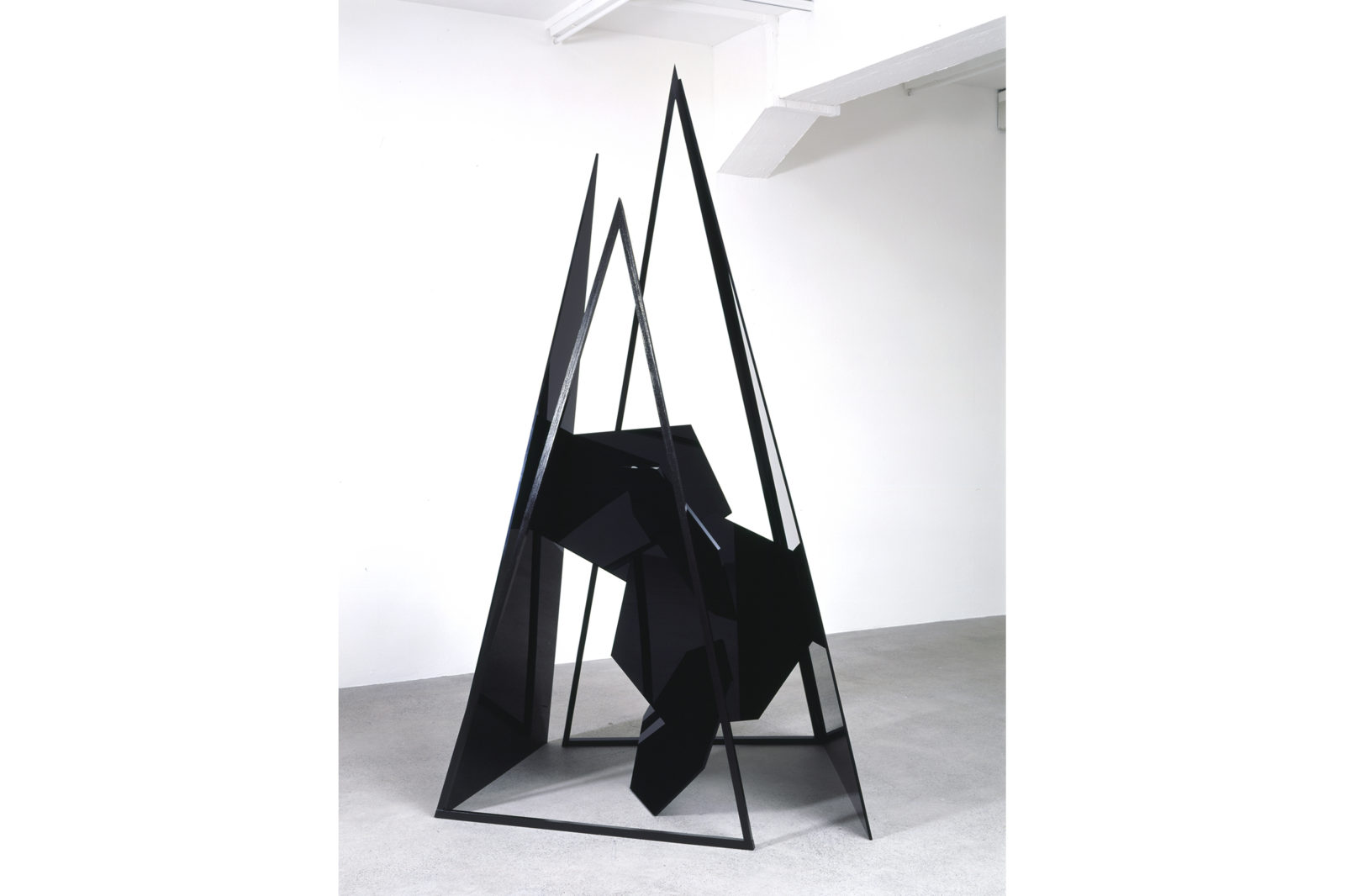 Pentagon - Eva Rothschild - Eva Rothschild